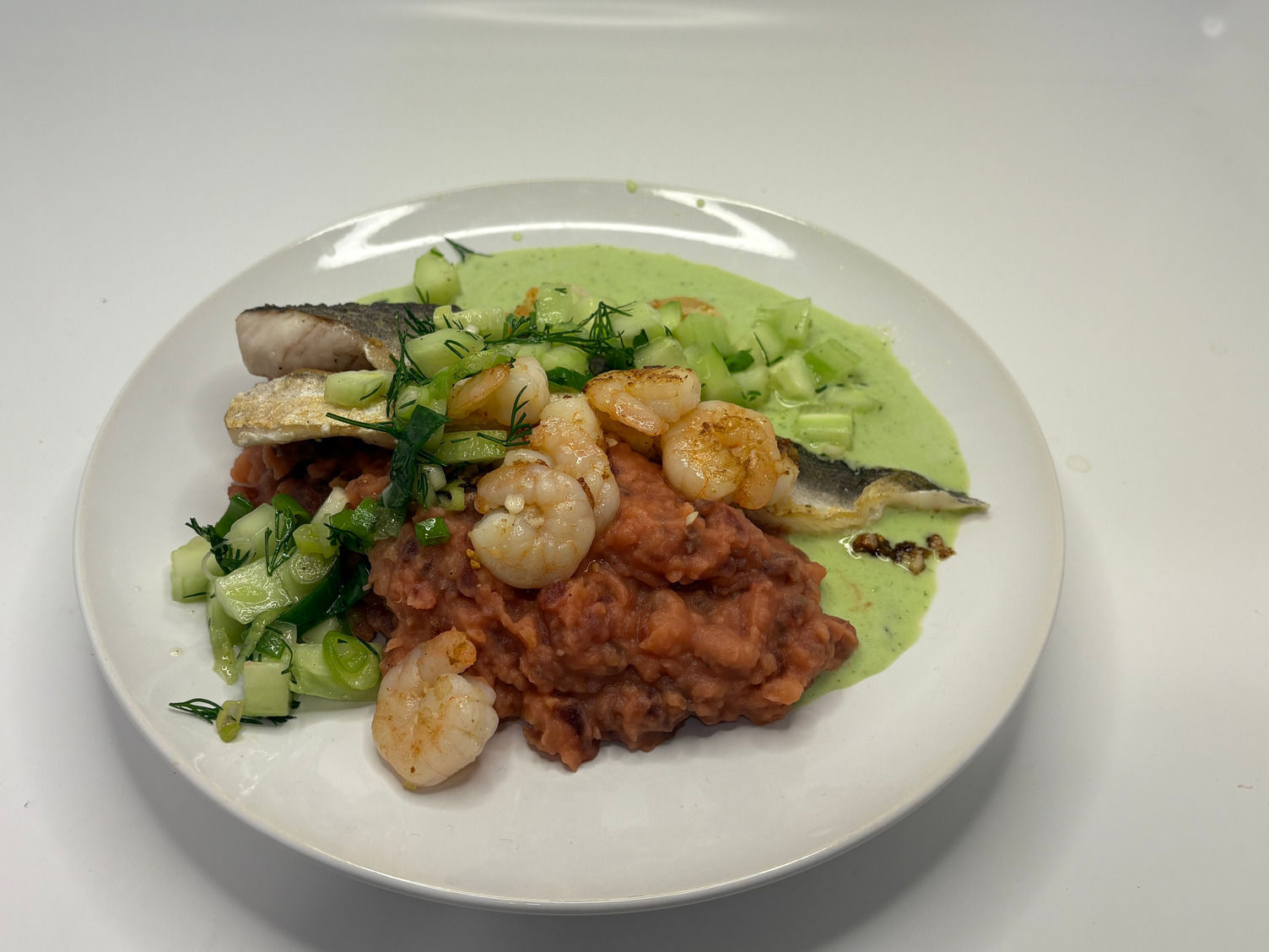 Nordsee Teller! mit Seehecht und Garnelen Rezept | HelloFresh