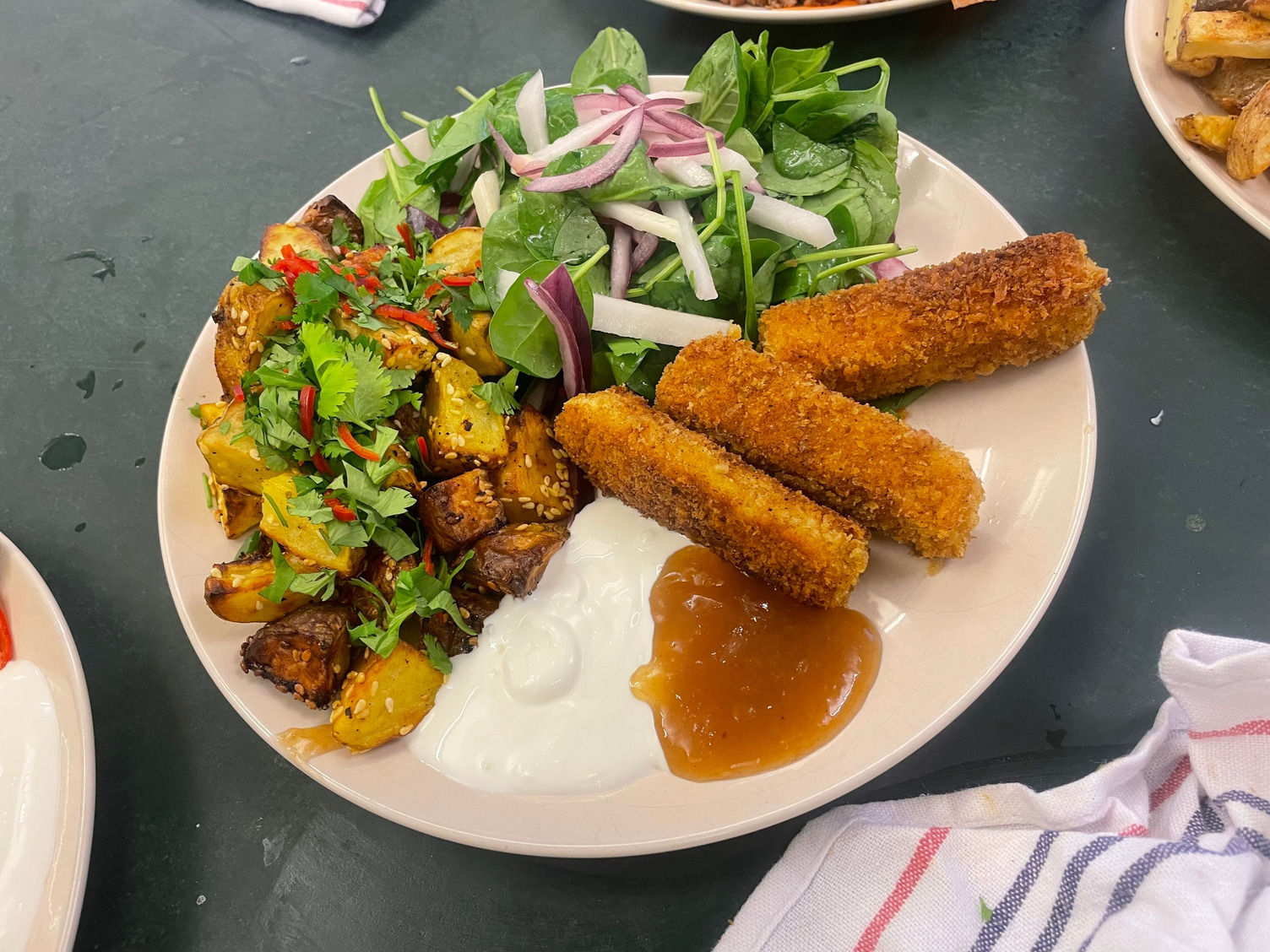 Indisk panerad grillost Recept | HelloFresh