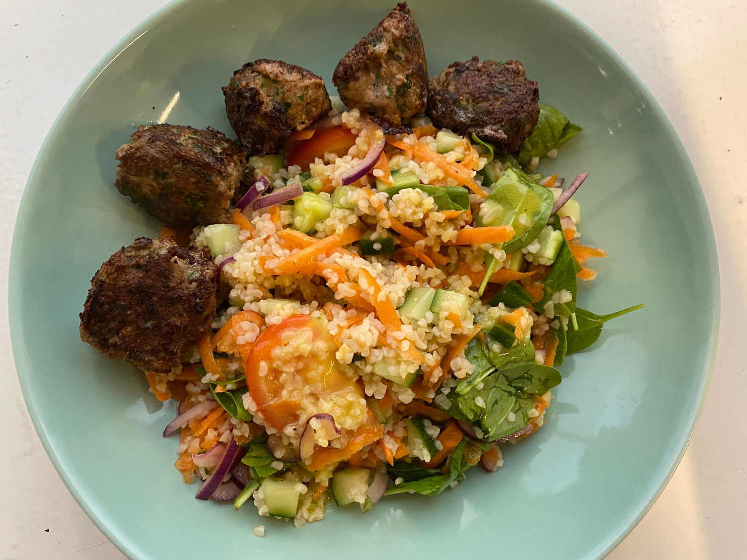 Spinach and cheese mixed mince koftas Recept | HelloFresh