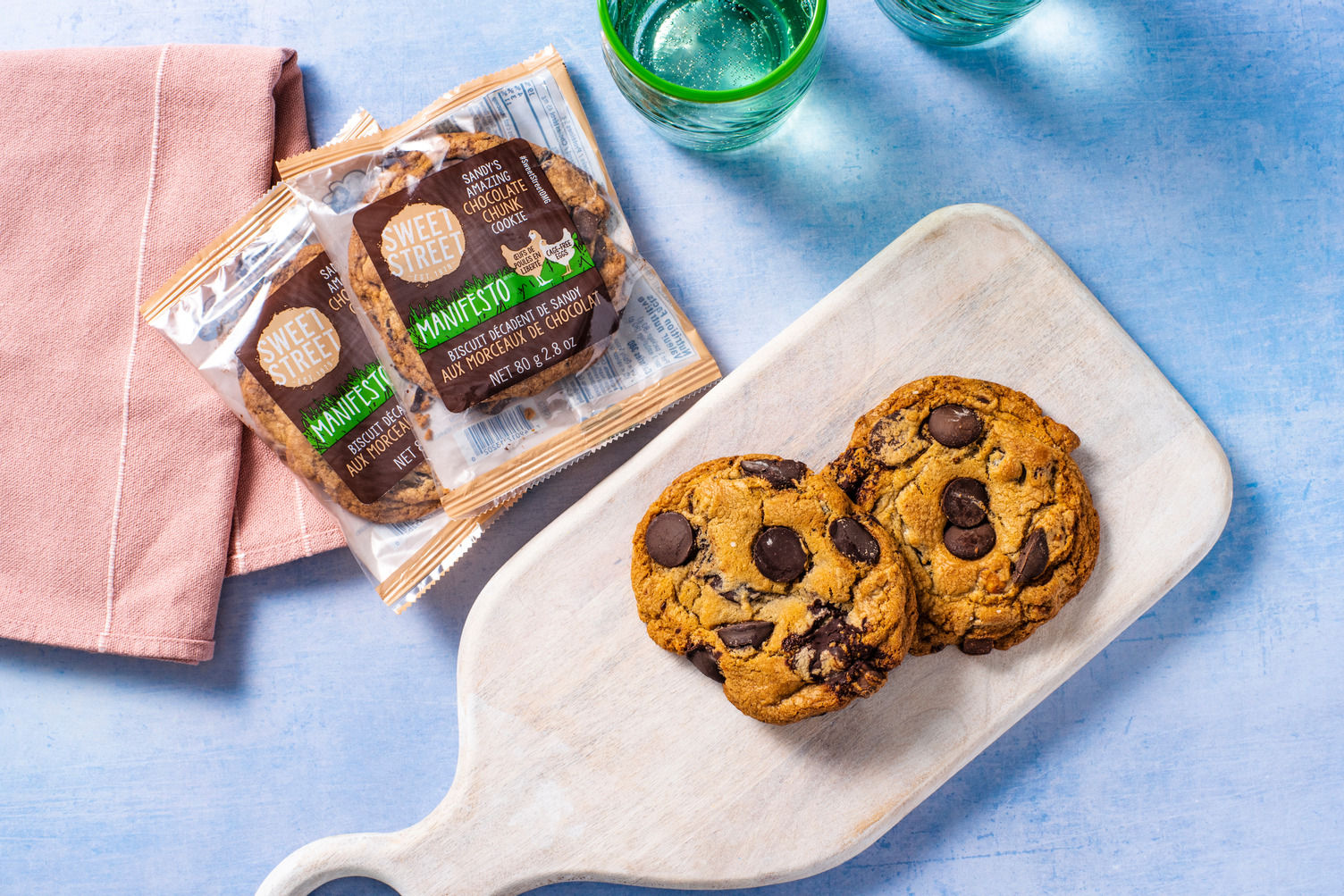 (ON) Sandy's Amazing Chocolate Chunk Manifesto Cookie Recipe | HelloFresh