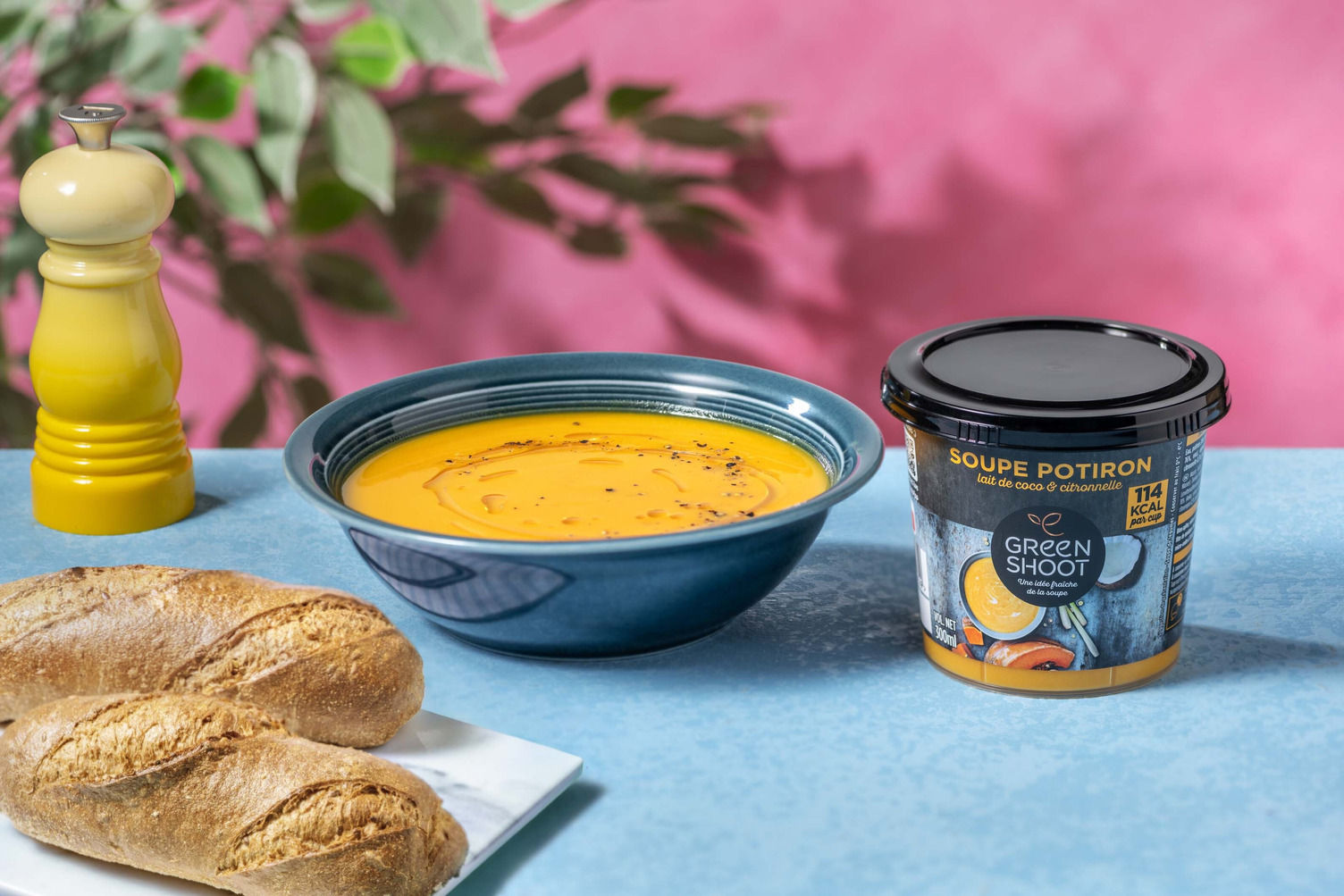 Soupe potiron-coco & son pain Recette | HelloFresh