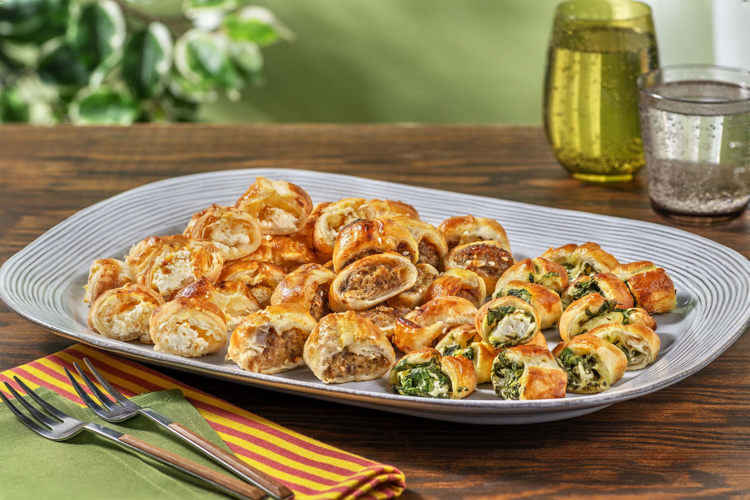 Box Snacks salés | Assortiment de bouchées feuilletées Recette | HelloFresh