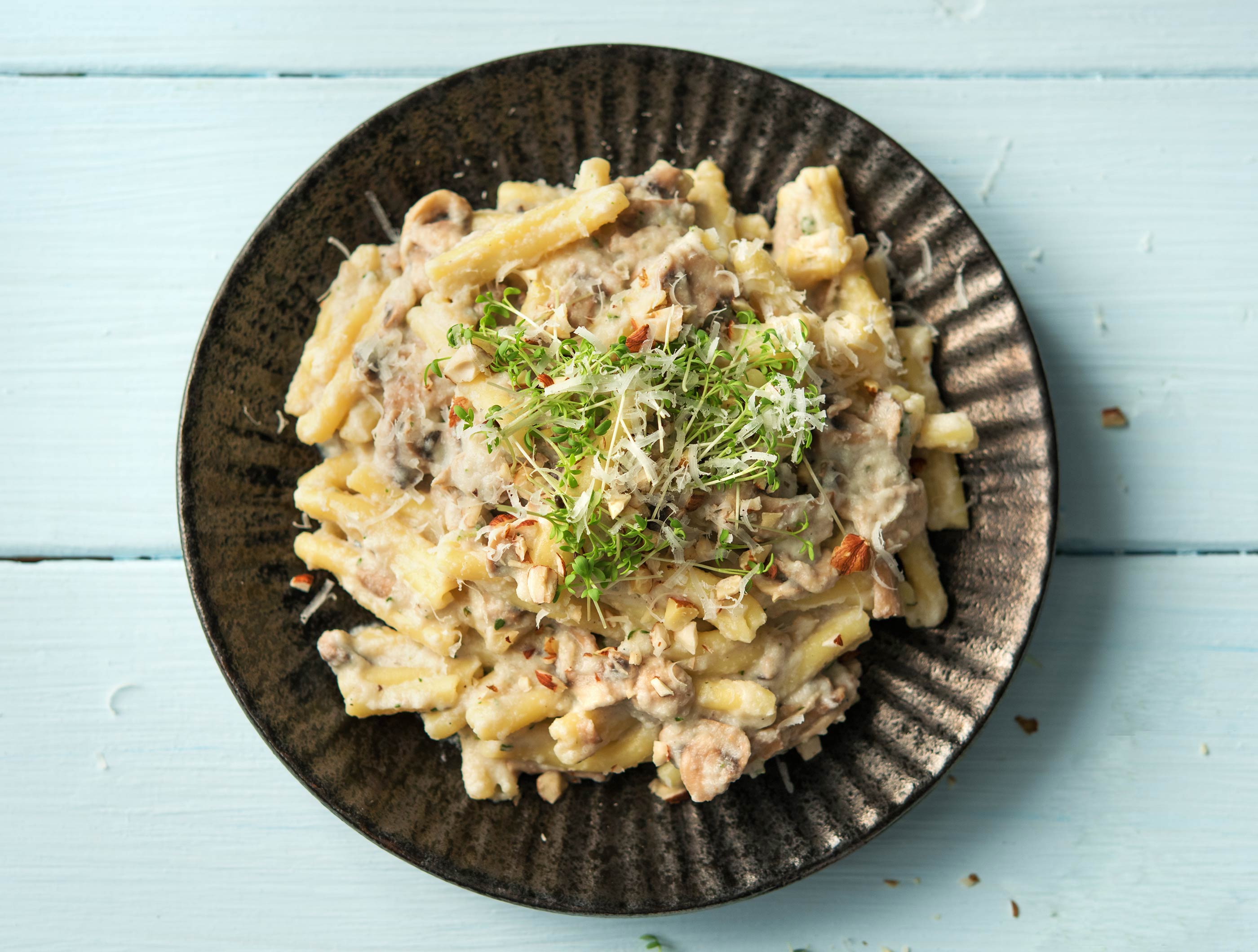 Caserecce met bloemkool-roomsaus en champignons Recept | HelloFresh