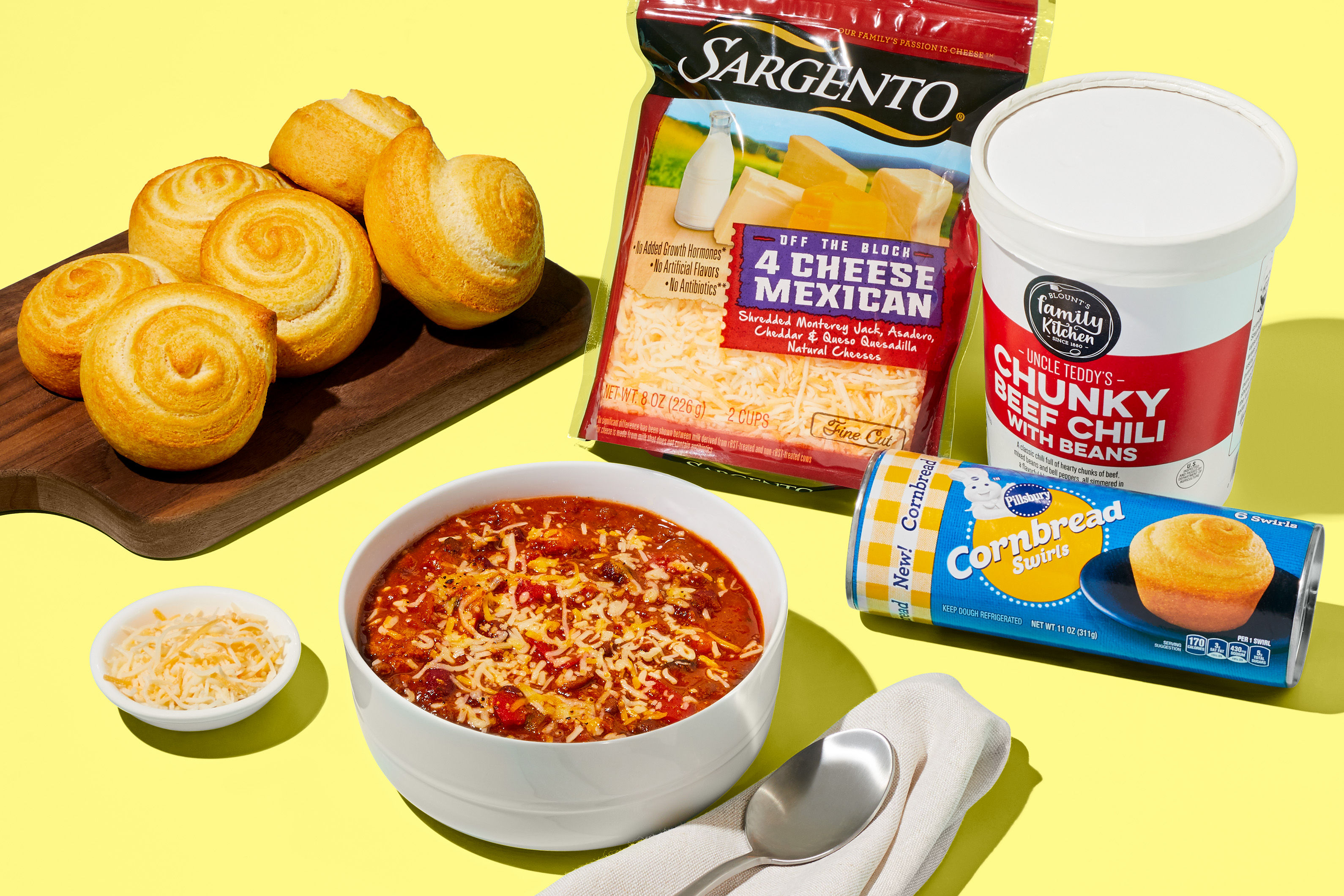 Cheesy Beef Chili & Cornbread Swirls Recipe | HelloFresh