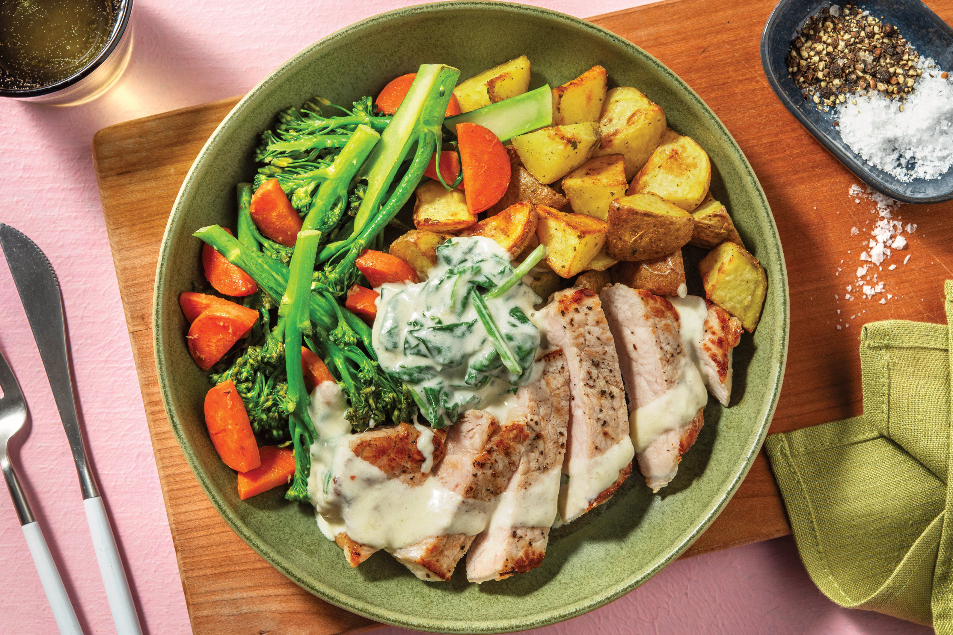 Cheesy Pork & Creamy Spinach Recipe | HelloFresh