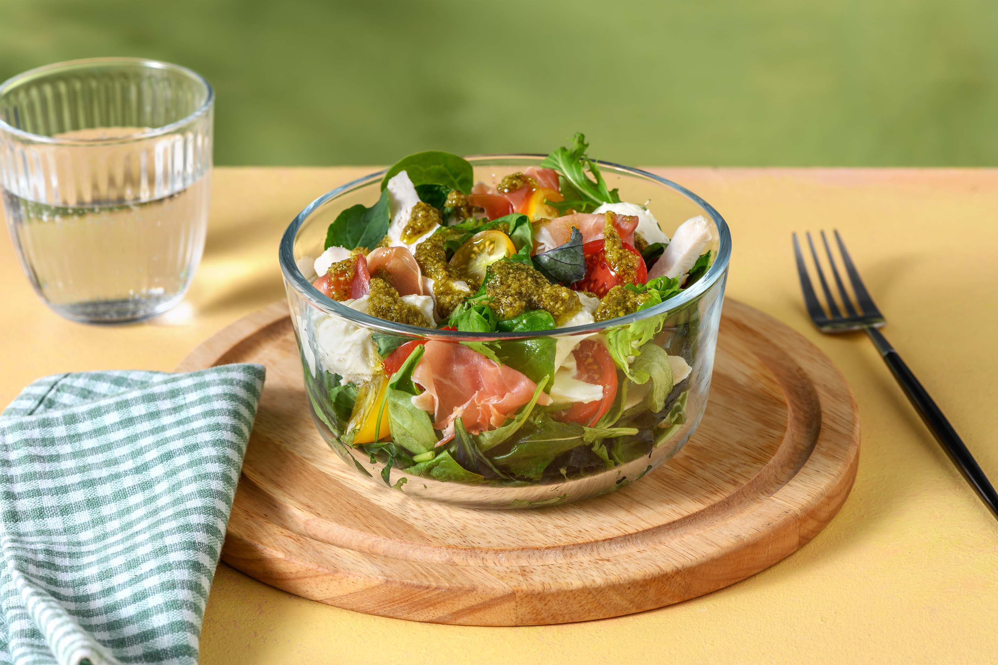 Chicken, Serrano, Mozzarella Salad with Tomatoes & Pesto Dressing ...