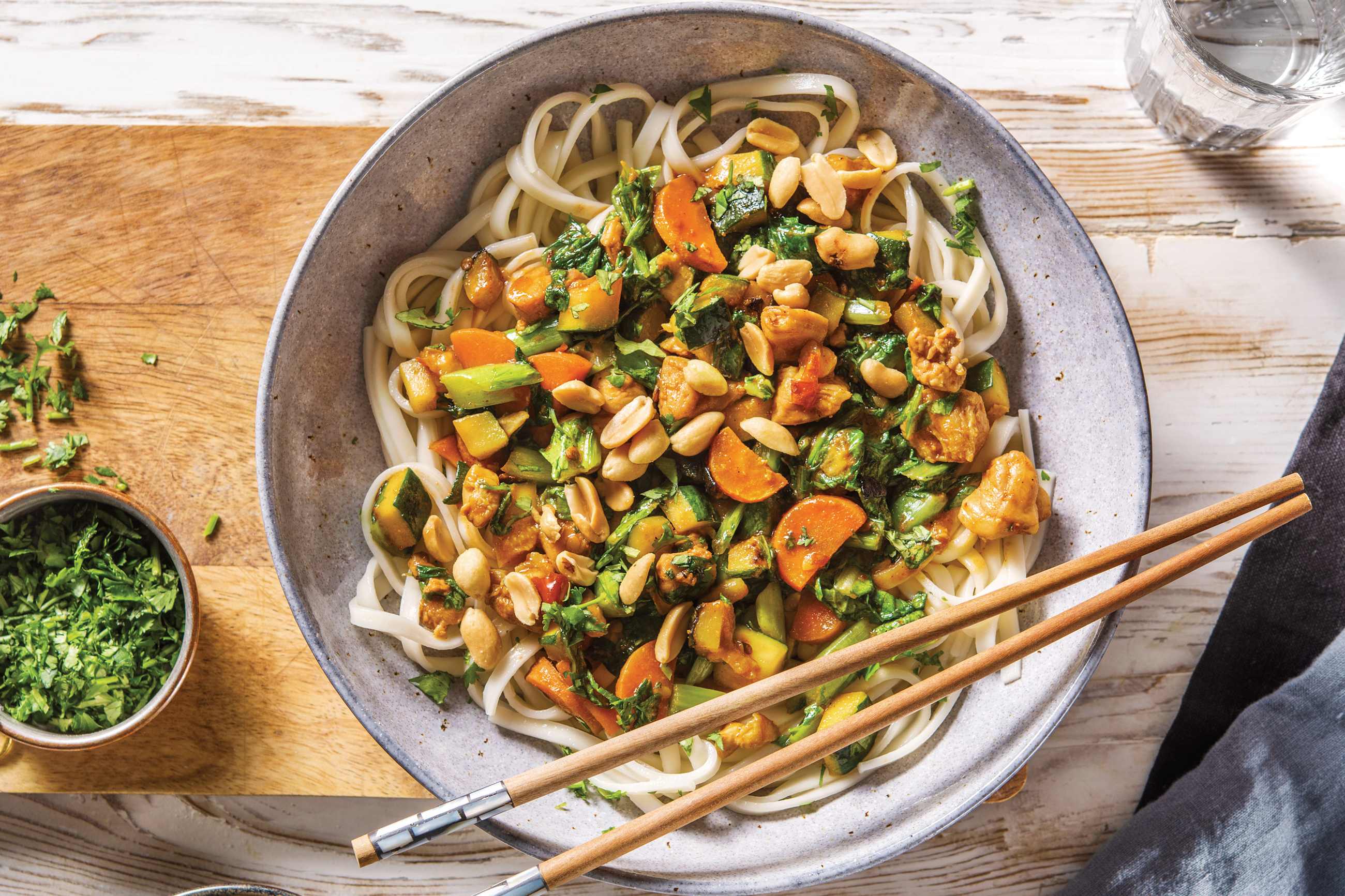 Chinese Sichuan Chicken & Noodle Stir-fry Recipe | HelloFresh