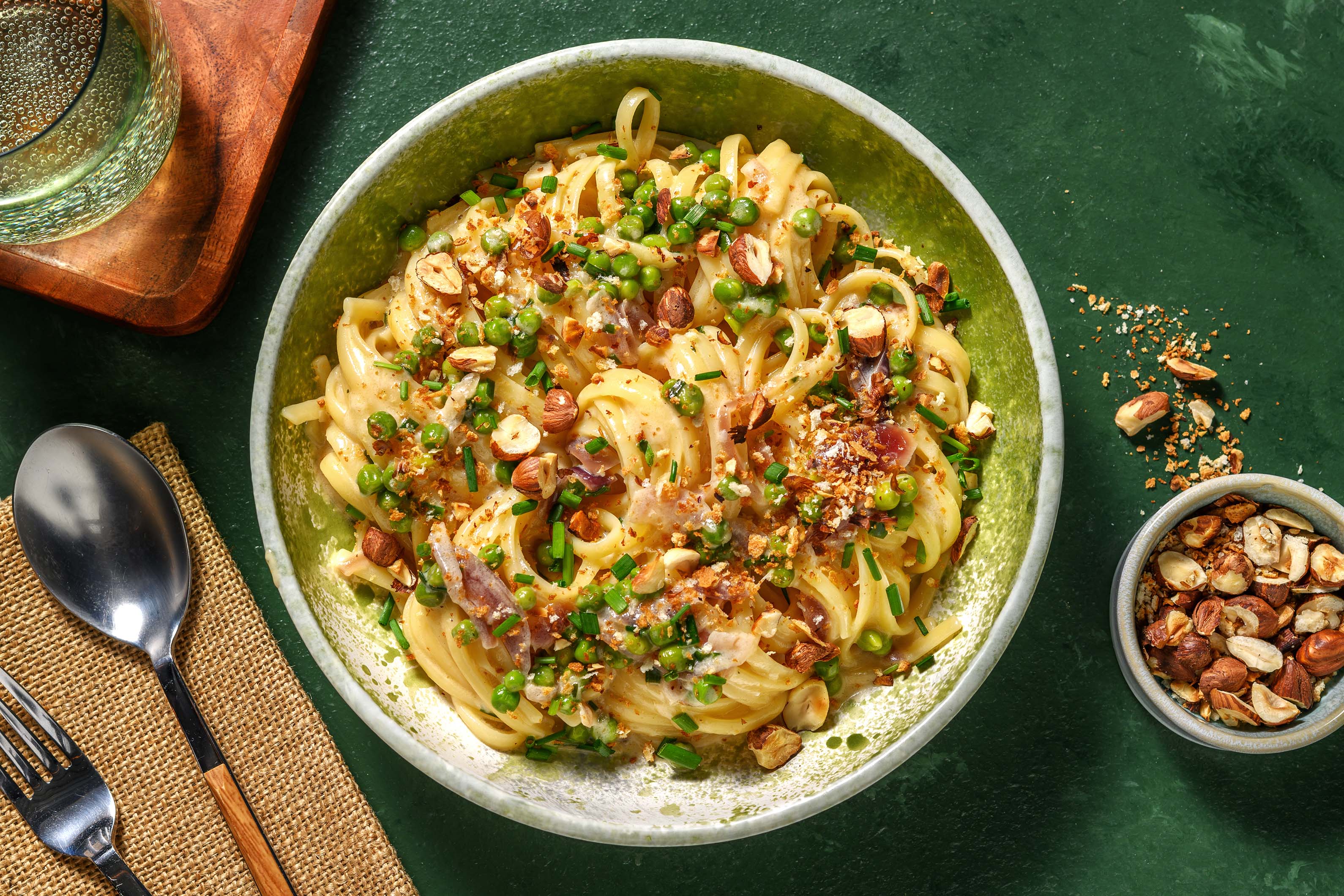 Creamy Caramelised Onion Linguine Recipe | HelloFresh