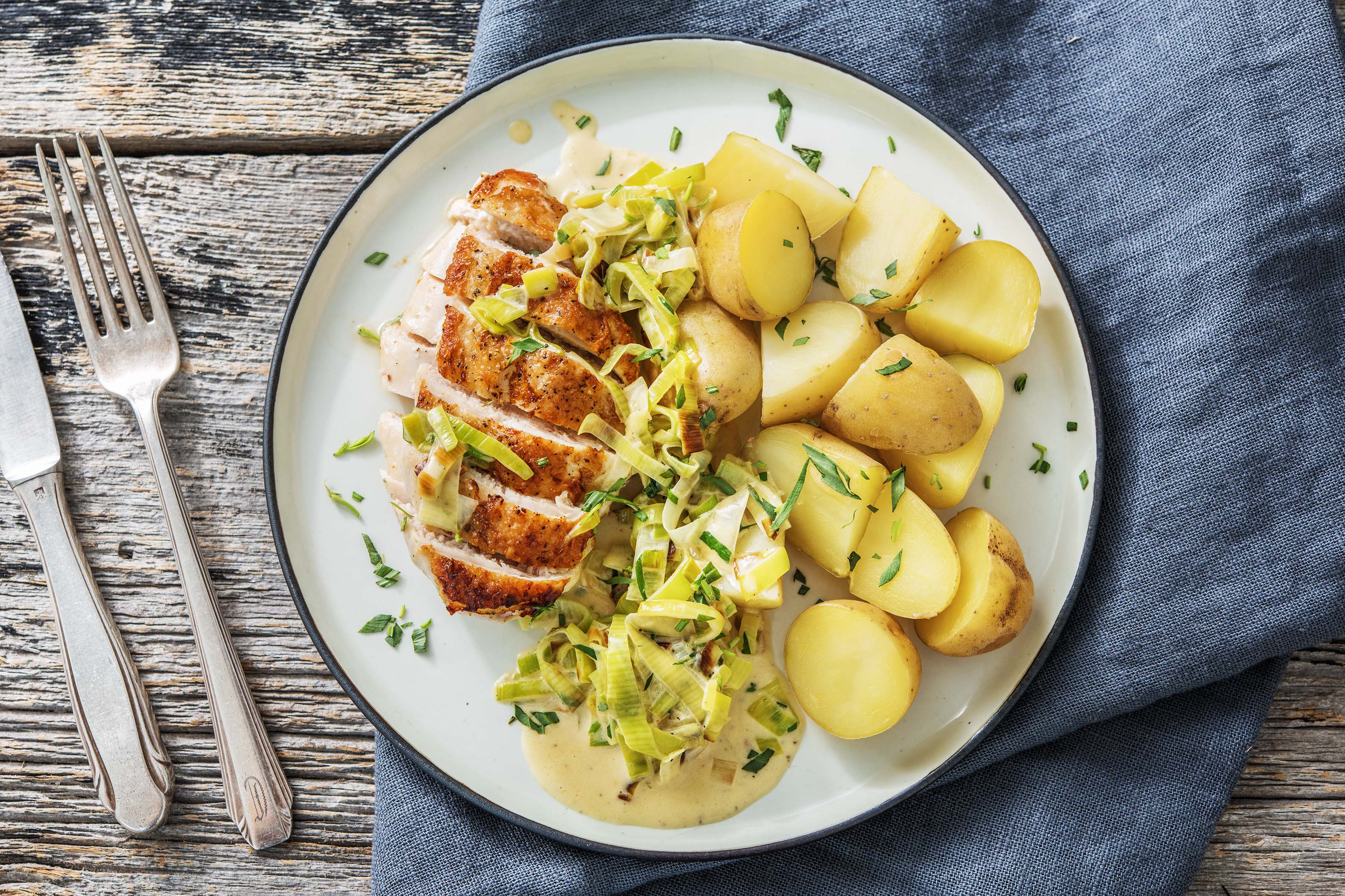Chicken with Potatoes and Sauce Recipe | HelloFresh