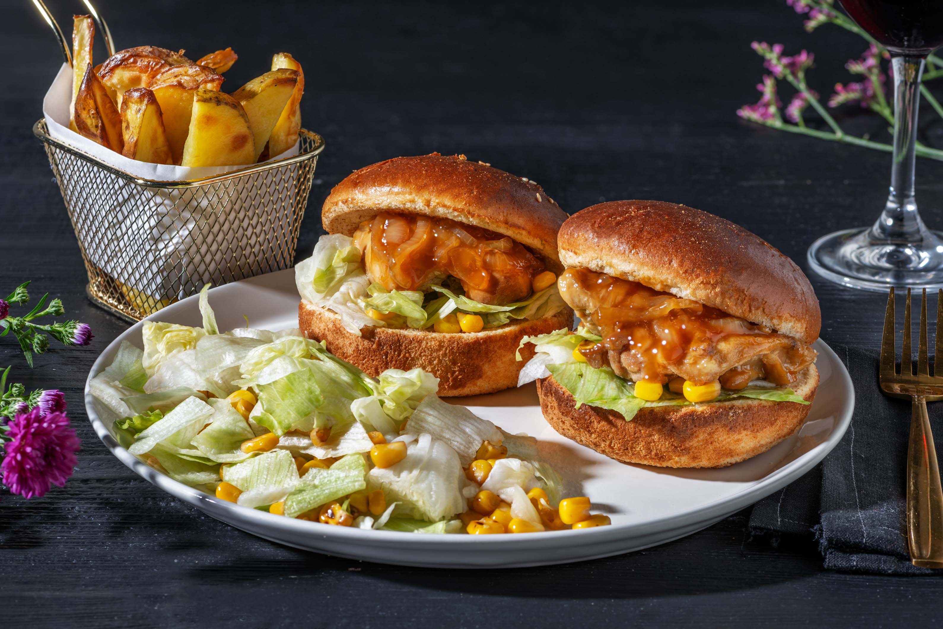 Twee mini-kipburgers met teriyakisaus Recept | HelloFresh