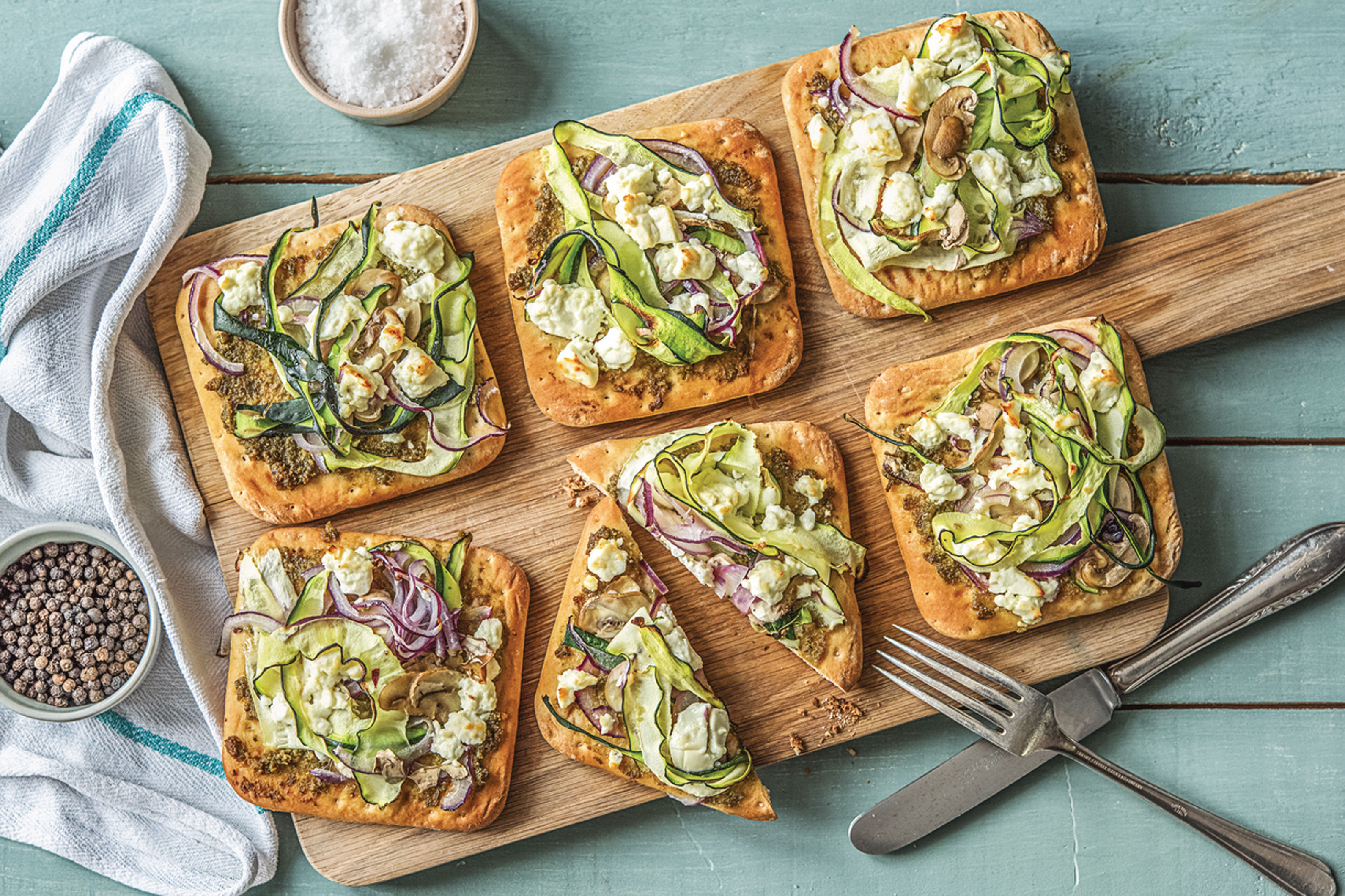 Green Pesto & Zucchini Flatbread Recipe | HelloFresh