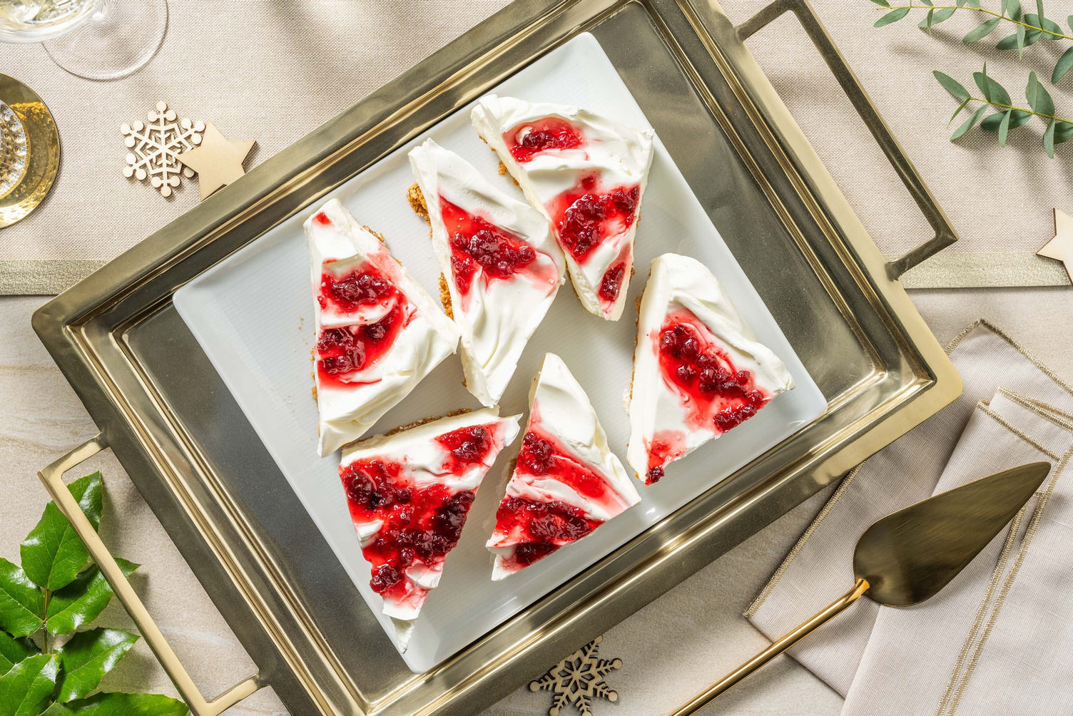 Festive Amaretti-Lemon Ice Cream Cake Recipe | HelloFresh