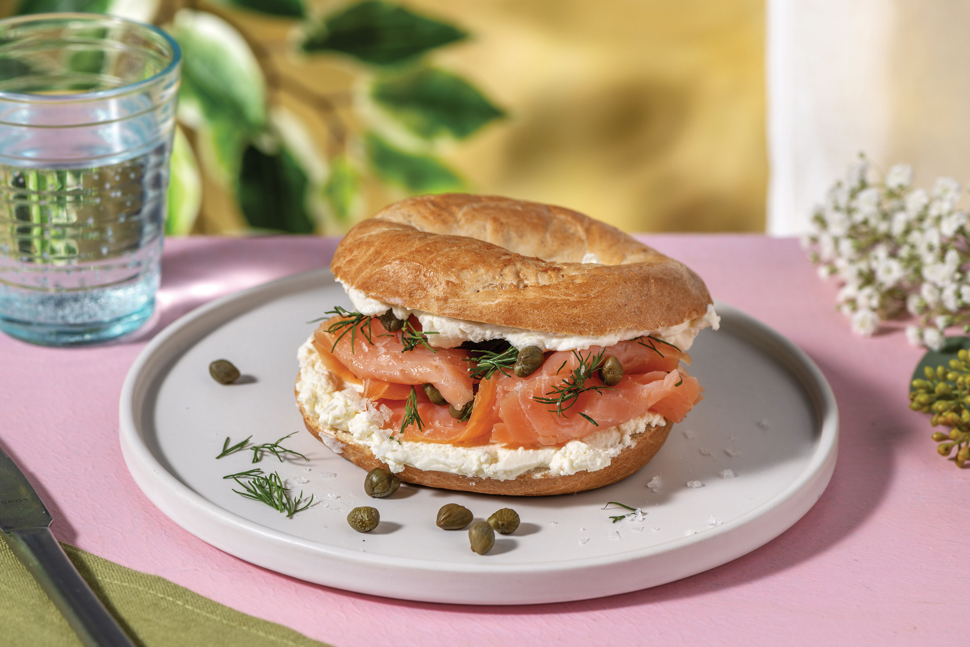[HFM] Smoked Salmon & Cream Cheese Bagel Recipe | HelloFresh