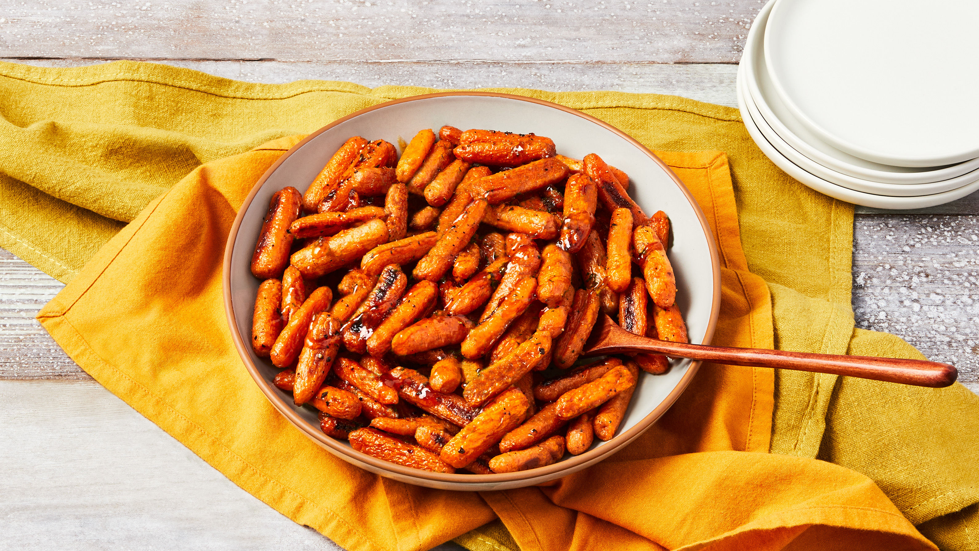 Hot Honey & Garlic Butter-Glazed Carrots Recipe | HelloFresh