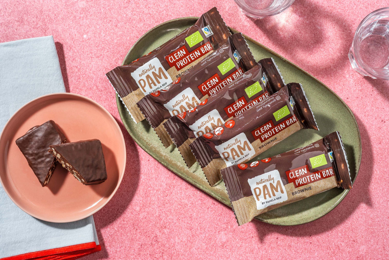 Naturally Pam Clean Protein Brownie Bars Rezept | HelloFresh