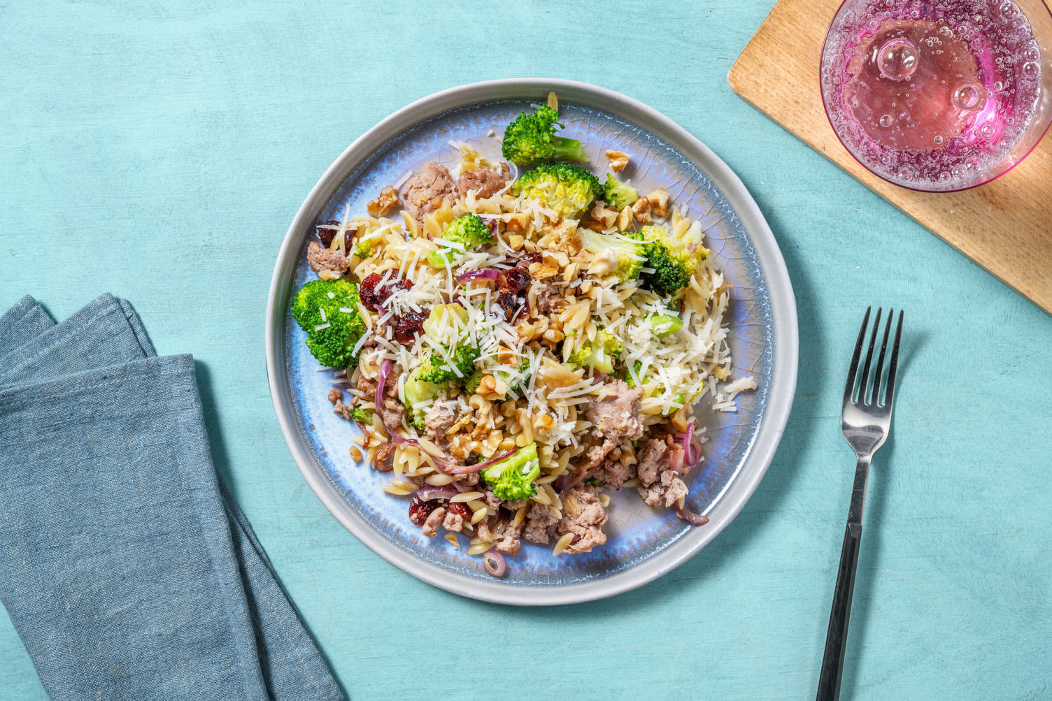 Orzo met kip en pecorino Recept | HelloFresh
