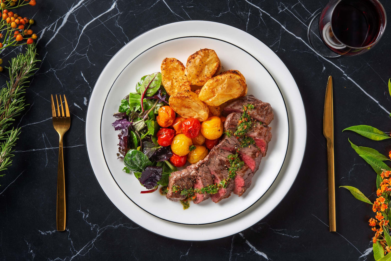 Rinderhüftsteak mit Chimichurri & Kampott Pfeffer Rezept | HelloFresh