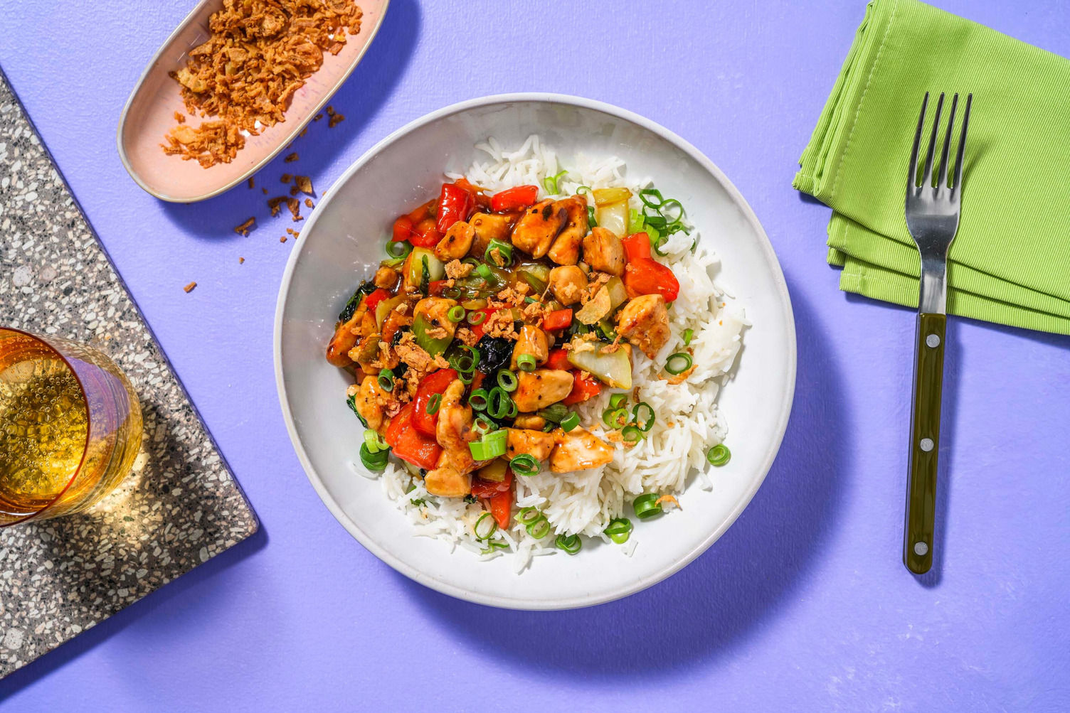 Sauté de poitrines de poulet miel-soya Recette | HelloFresh