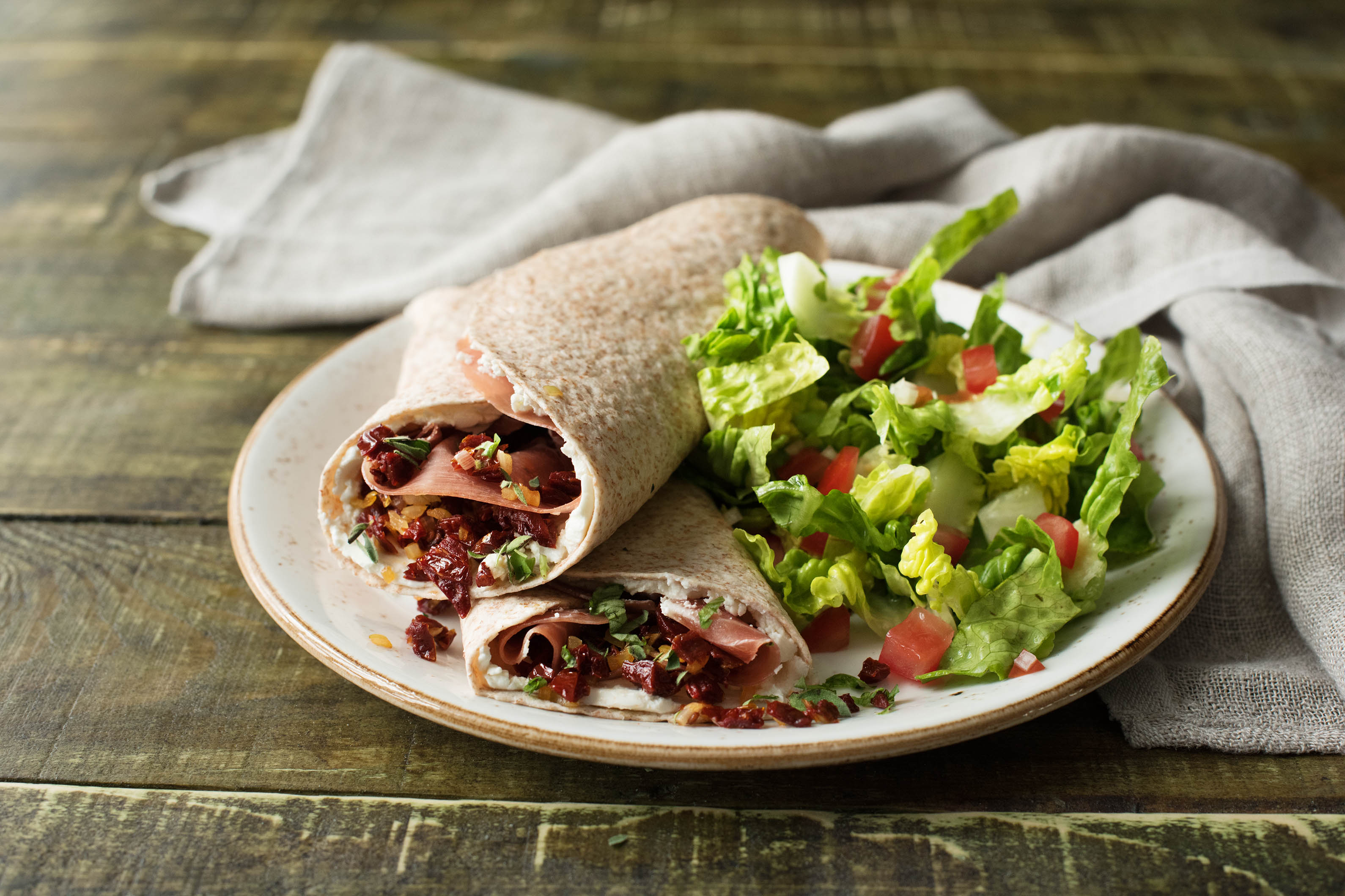 Schneller Serrano-Wrap Rezept | HelloFresh