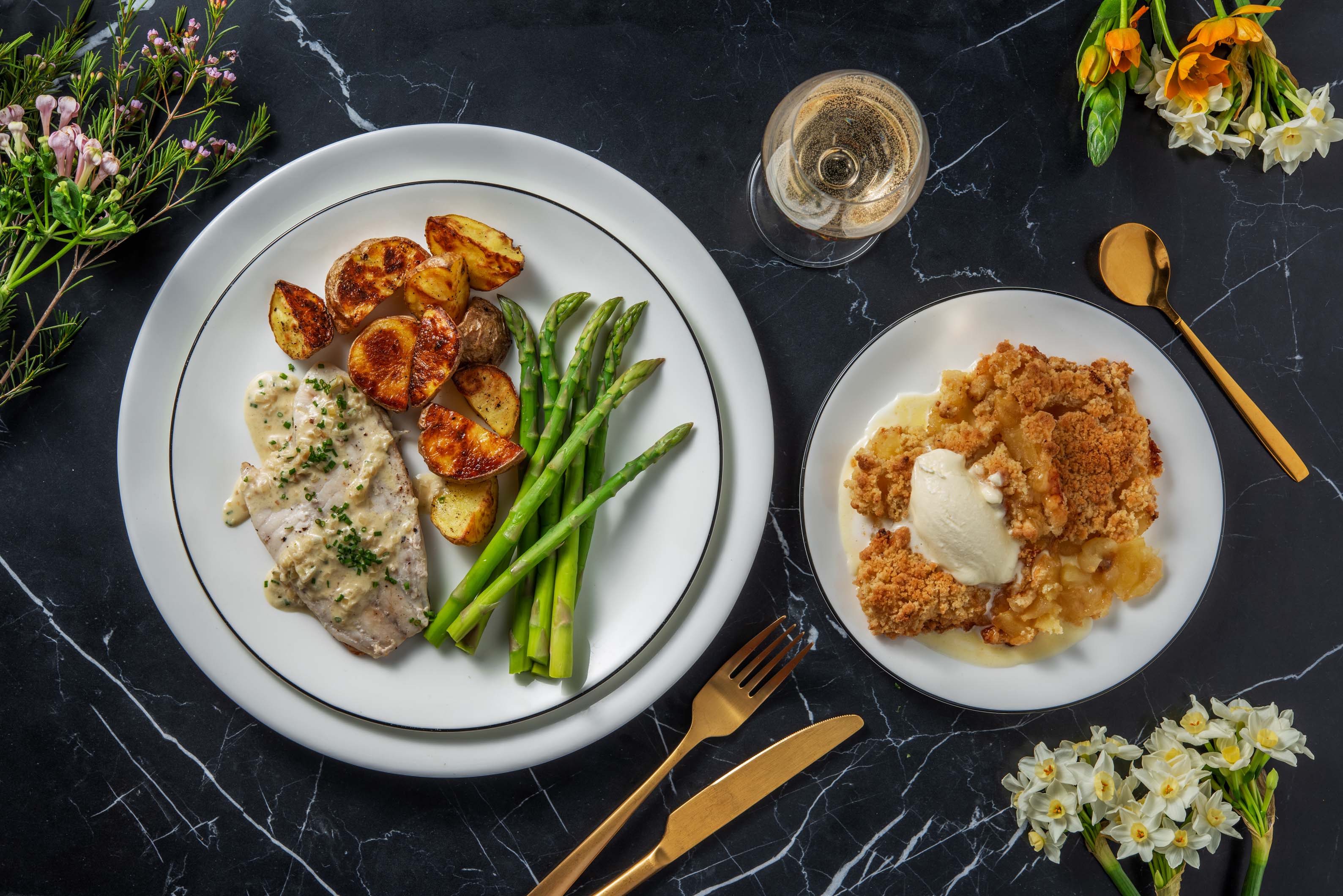 Sea Bream in Creamy Garlic and Lemon Sauce Recipe | HelloFresh