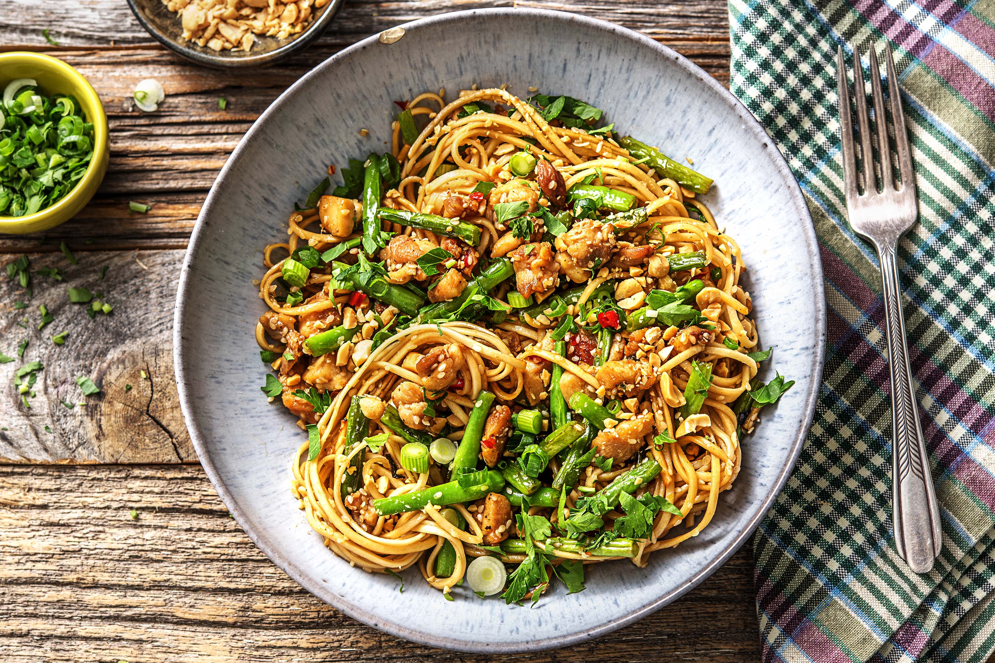 Sesame-Ginger Chicken with Noodles Recipe | HelloFresh