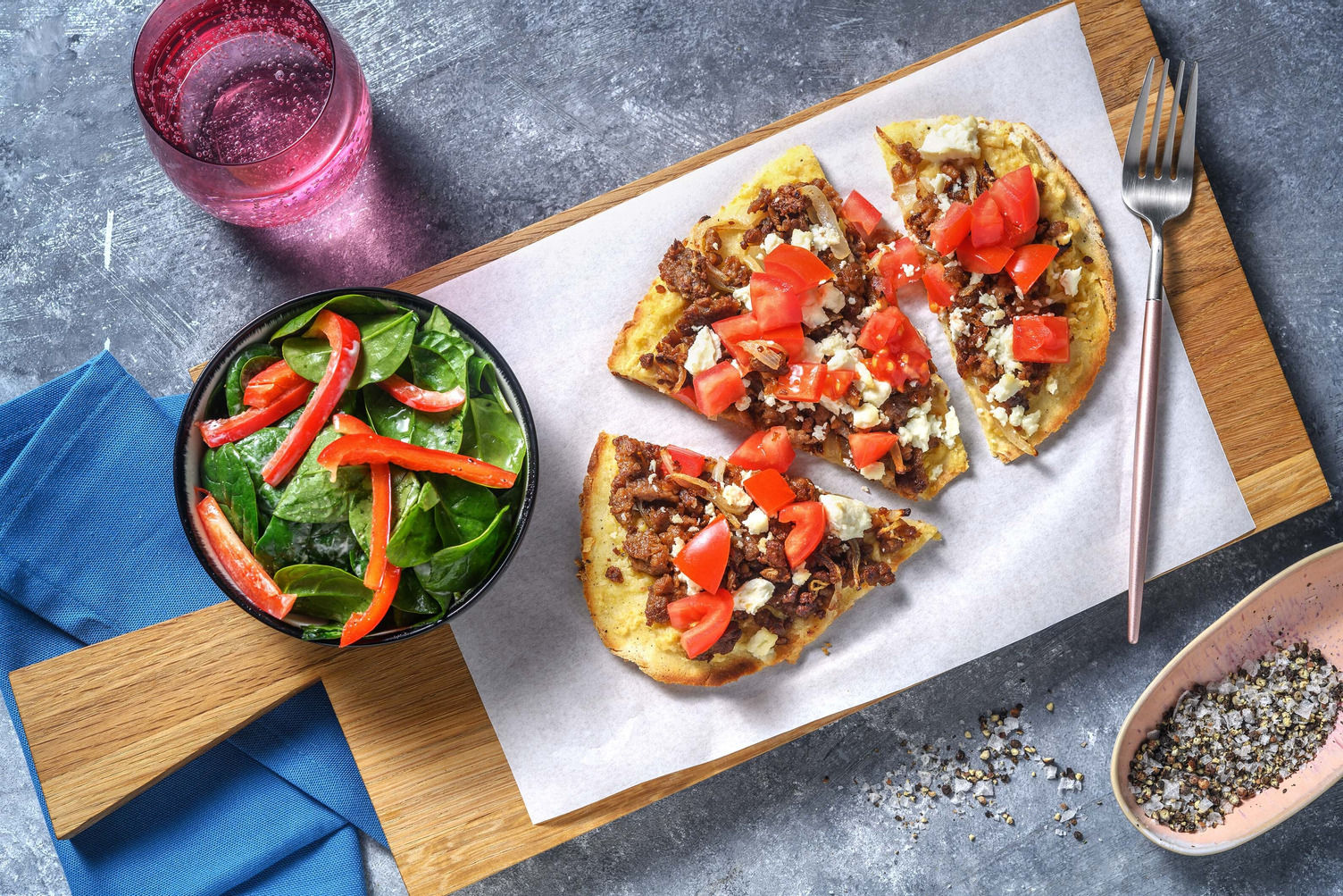 Pains plats aux épices shawarma Recette | HelloFresh