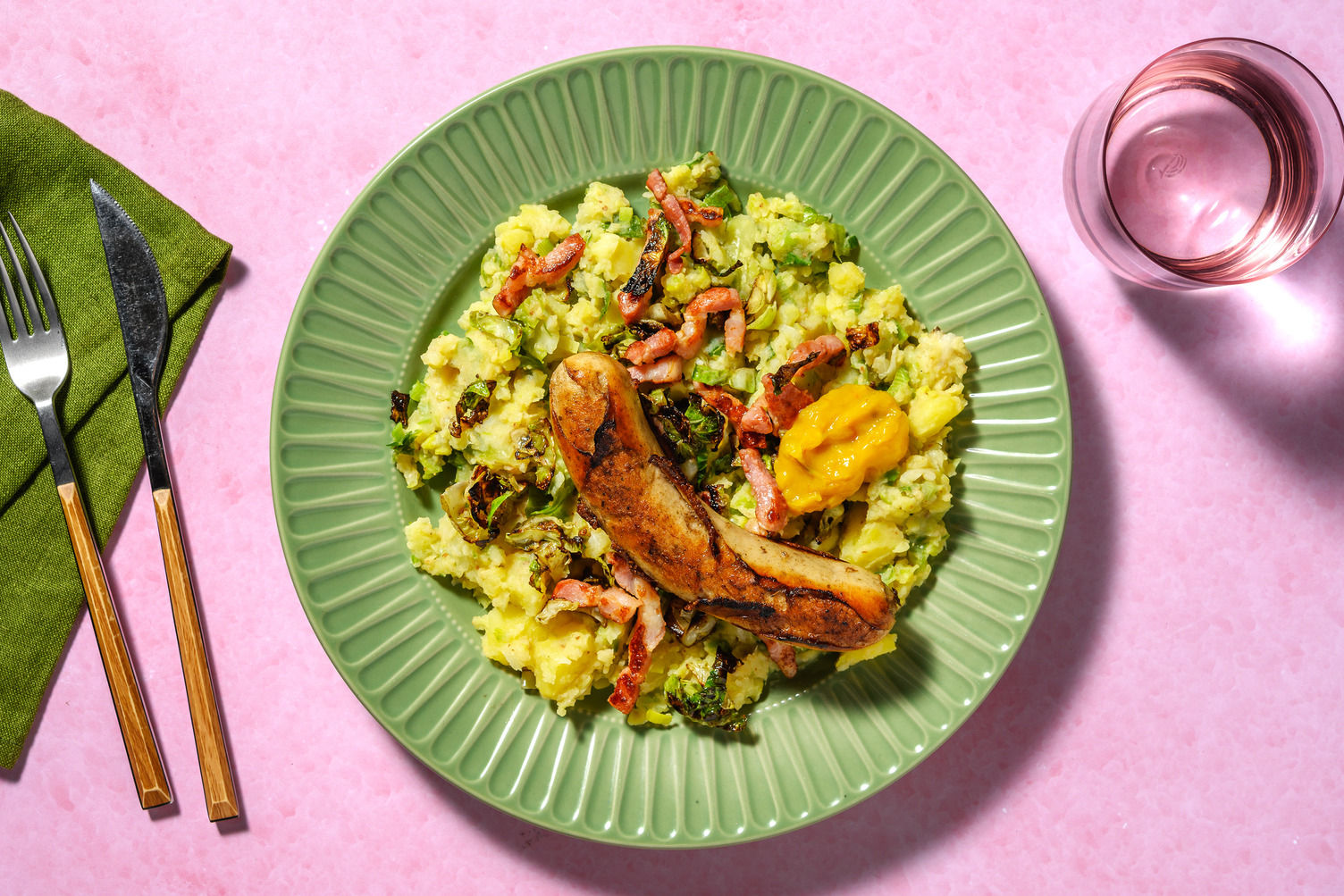 Stoemp de choux de Bruxelles & poireau avec lardons Recette | HelloFresh