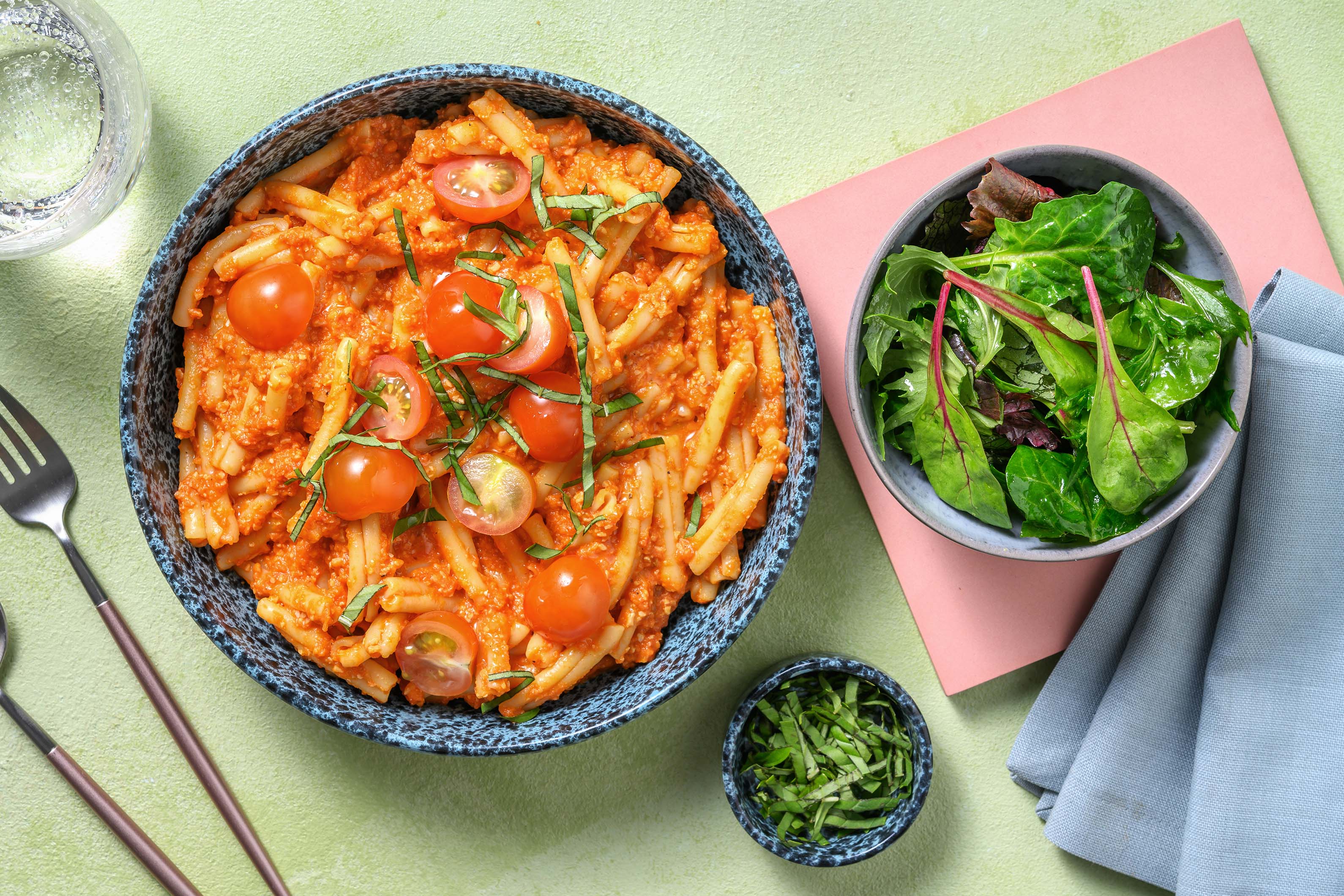 Torchietti in Cashew-Tomaten-Soße Rezept | HelloFresh