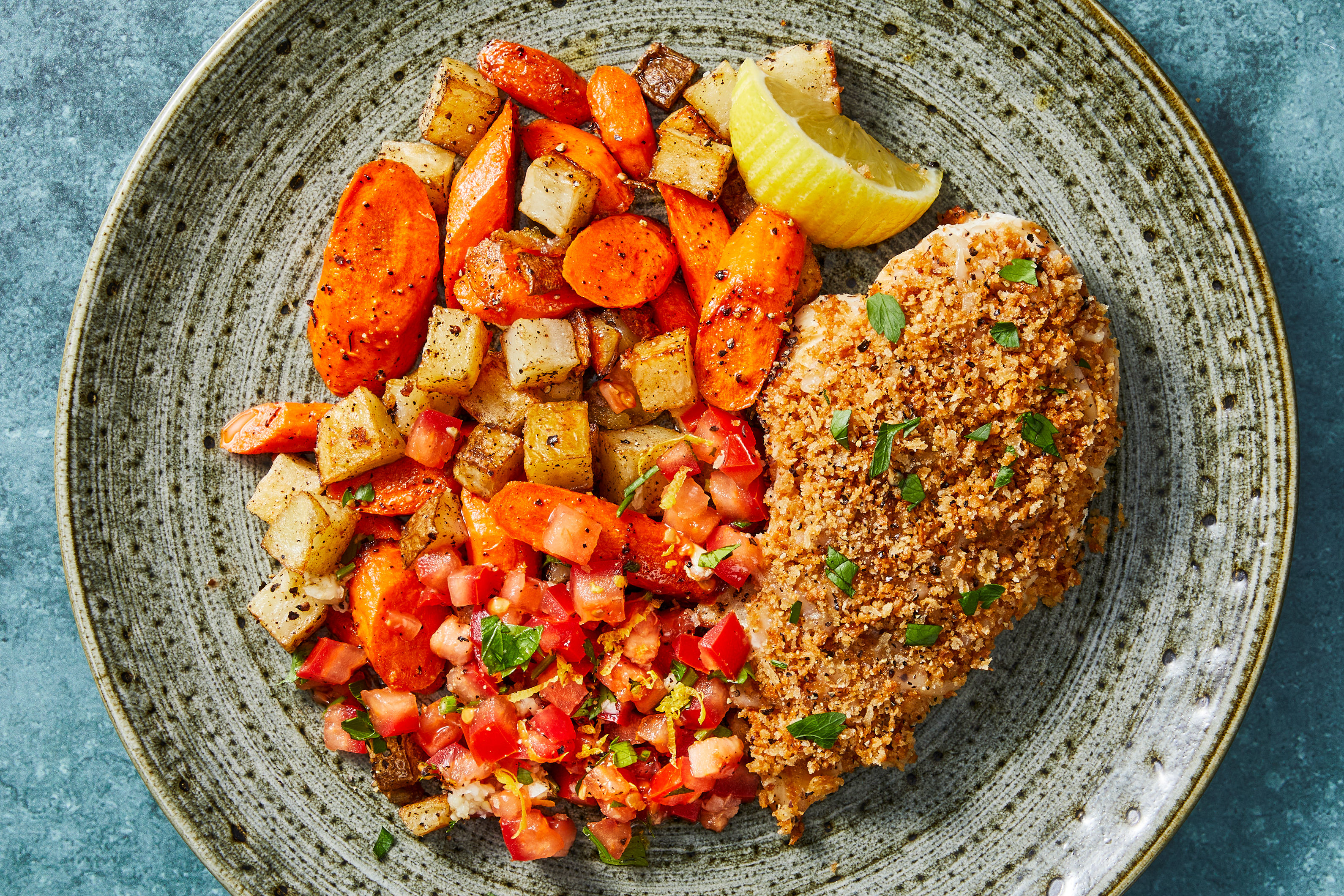 Mozzarella & Panko Bruschetta Chicken Recipe | HelloFresh