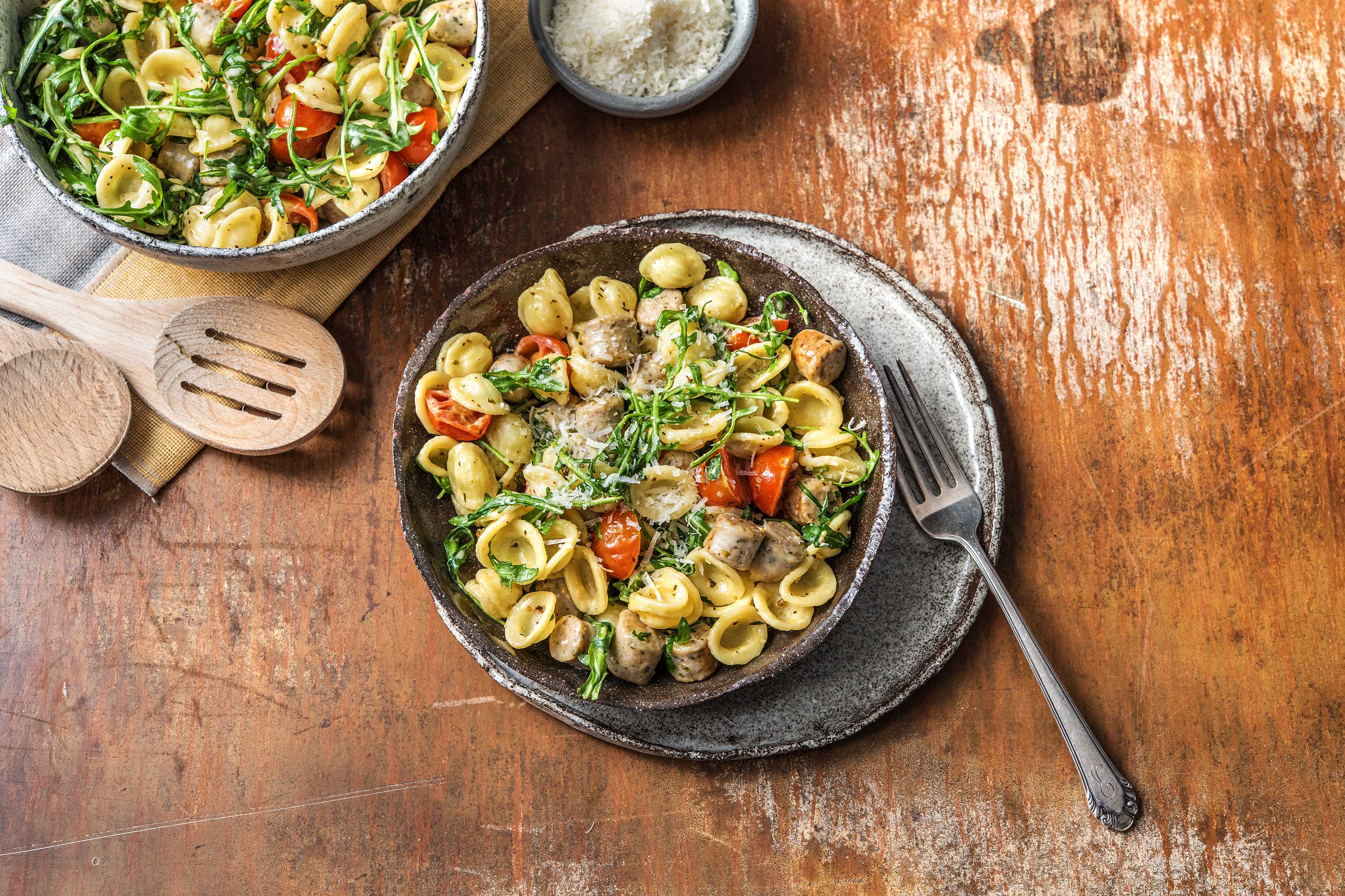 Herzhafte Würstchen-Orecchiette-Pfanne Rezept | HelloFresh