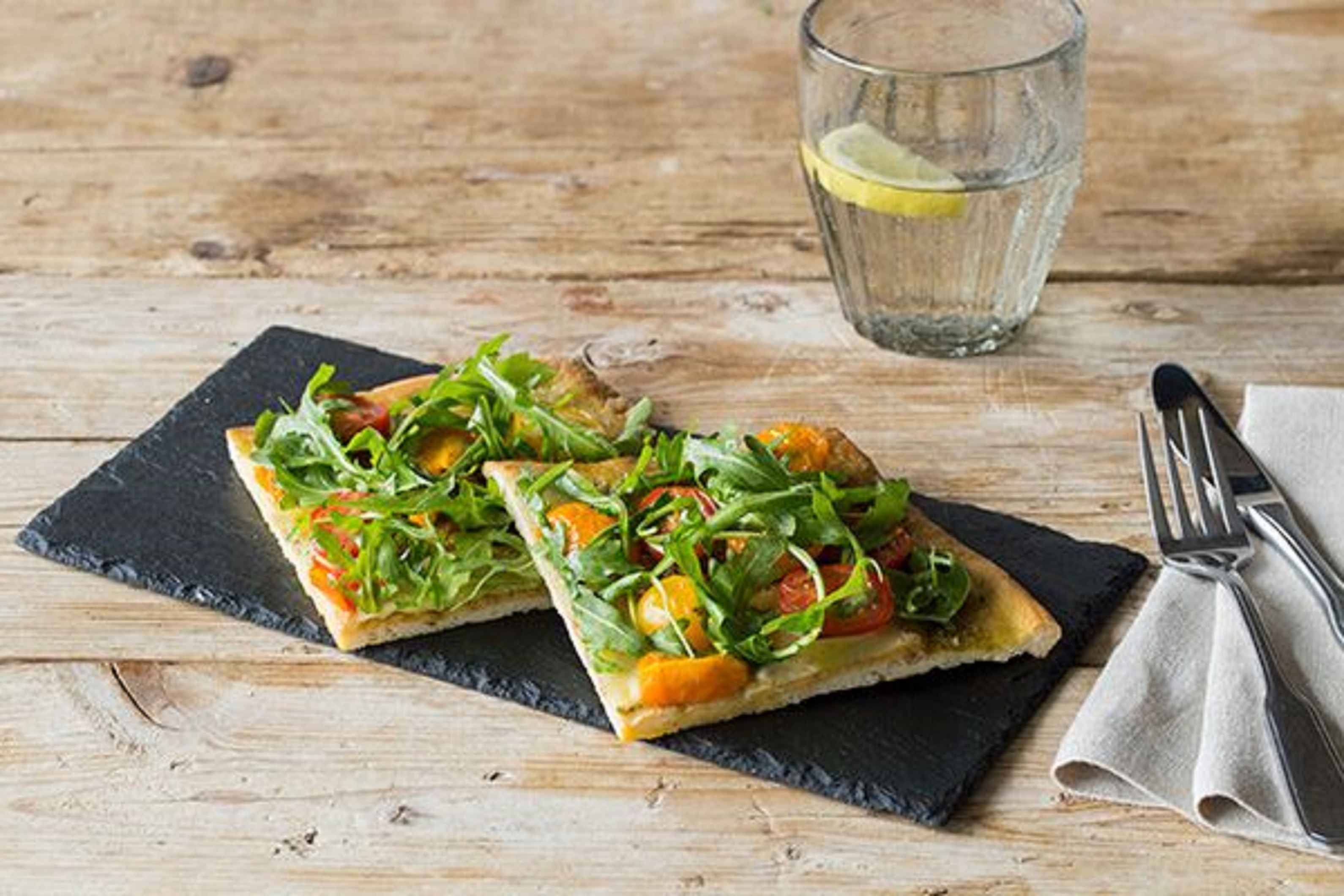 Heirloom Tomato Flatbread Recipe | HelloFresh