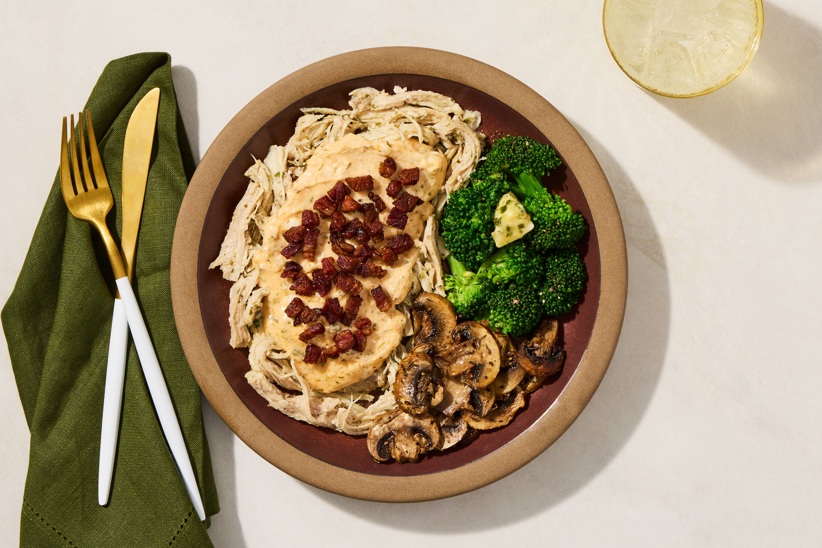 Cheesy Bacon Ranch Shredded Chicken with Roasted Mushrooms & Garlic ...