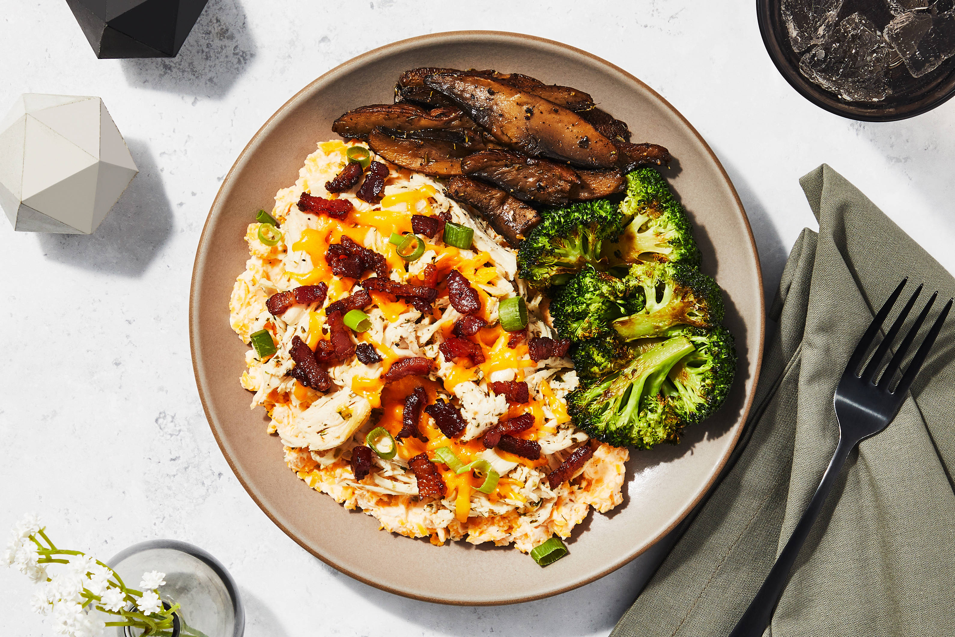 Cheesy Bacon Ranch Shredded Chicken with Portobellas & Roasted Garlic ...
