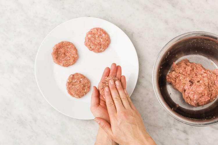 Sweet Chilli Pork Patties Recipe | HelloFresh