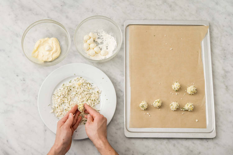 Panko-Crusted Bocconcini Recipe | HelloFresh