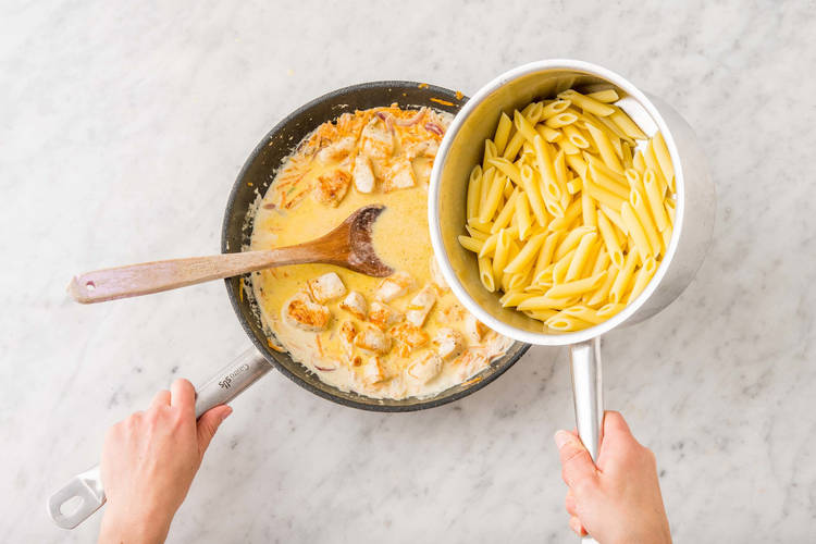 Krämig senaps- och kycklingpasta | HelloFresh