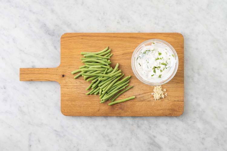 Curried Chicken Breast and Turmeric Roasties Recipe | HelloFresh