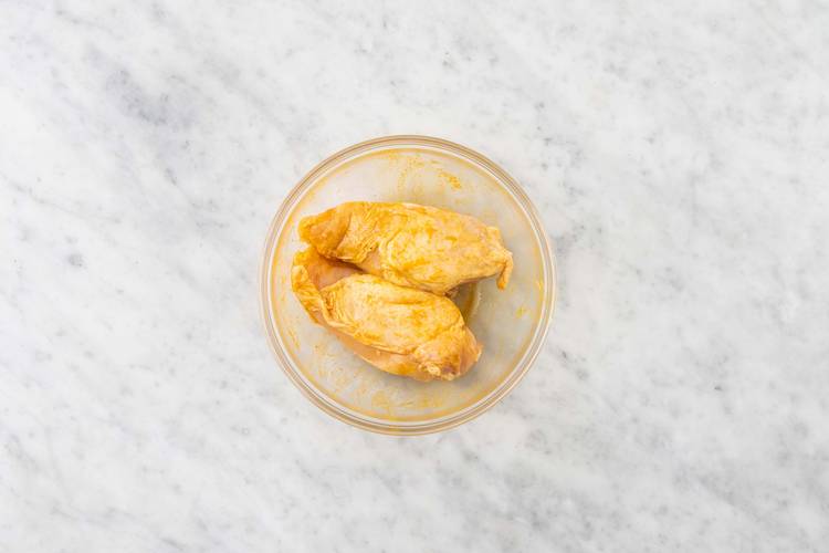 Curried Chicken Breast and Turmeric Roasties Recipe | HelloFresh