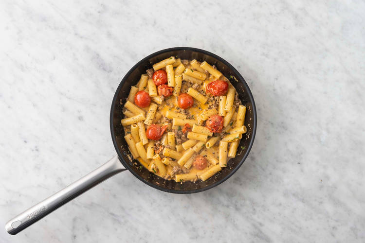 Quick and creamy Calabrese chorizo rigatoni | HelloFresh