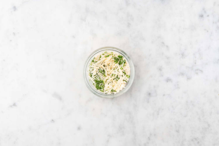 Ardeense gehakte steak met bloemkool en kaassaus uit de oven Recept ...