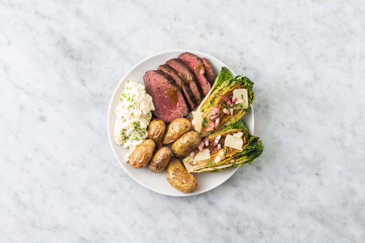 Feestelijke runderlende met geroosterde krieltjes en knolselderijcreme ...