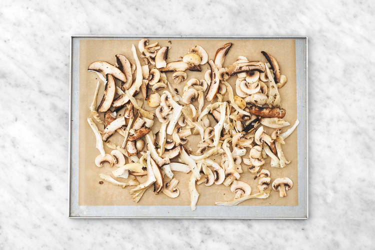 Tre Funghi and Arugula Salad Recipe | HelloFresh