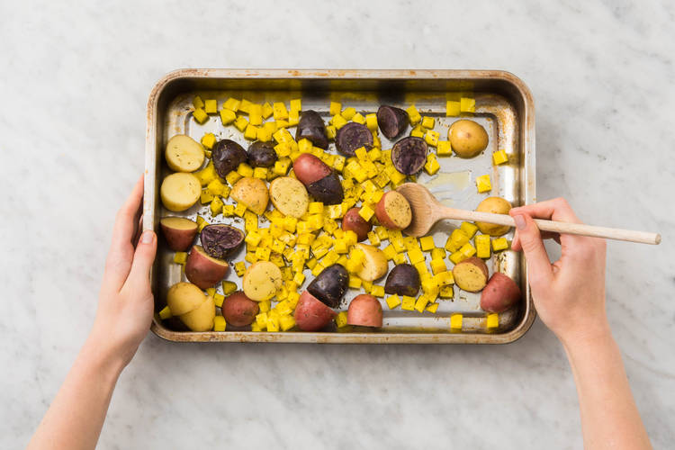Salade van regenboogkrieltjes, gele biet en feta Recept | HelloFresh